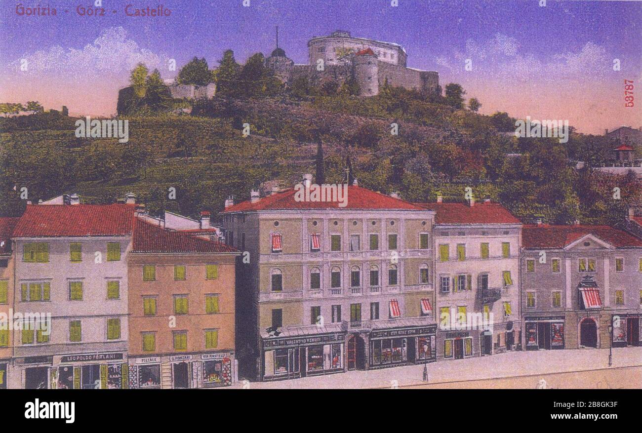 Gorizia Postcard - 1900 - Piazza della Vittoria Stock Photo - Alamy