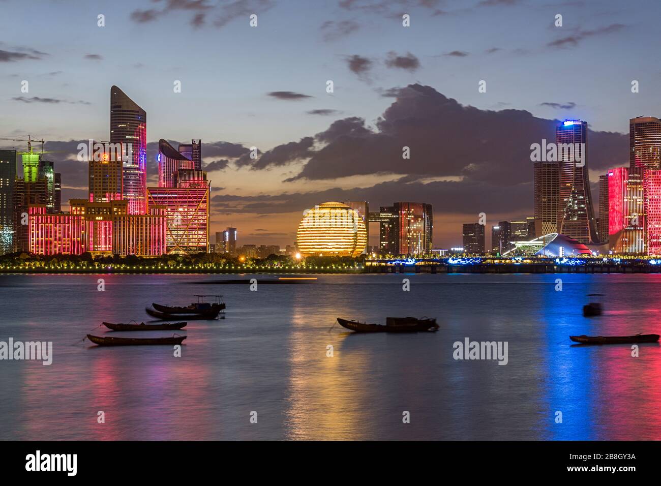 Hangzhou Hangzhou Qianjiang New City Stock Photo - Alamy