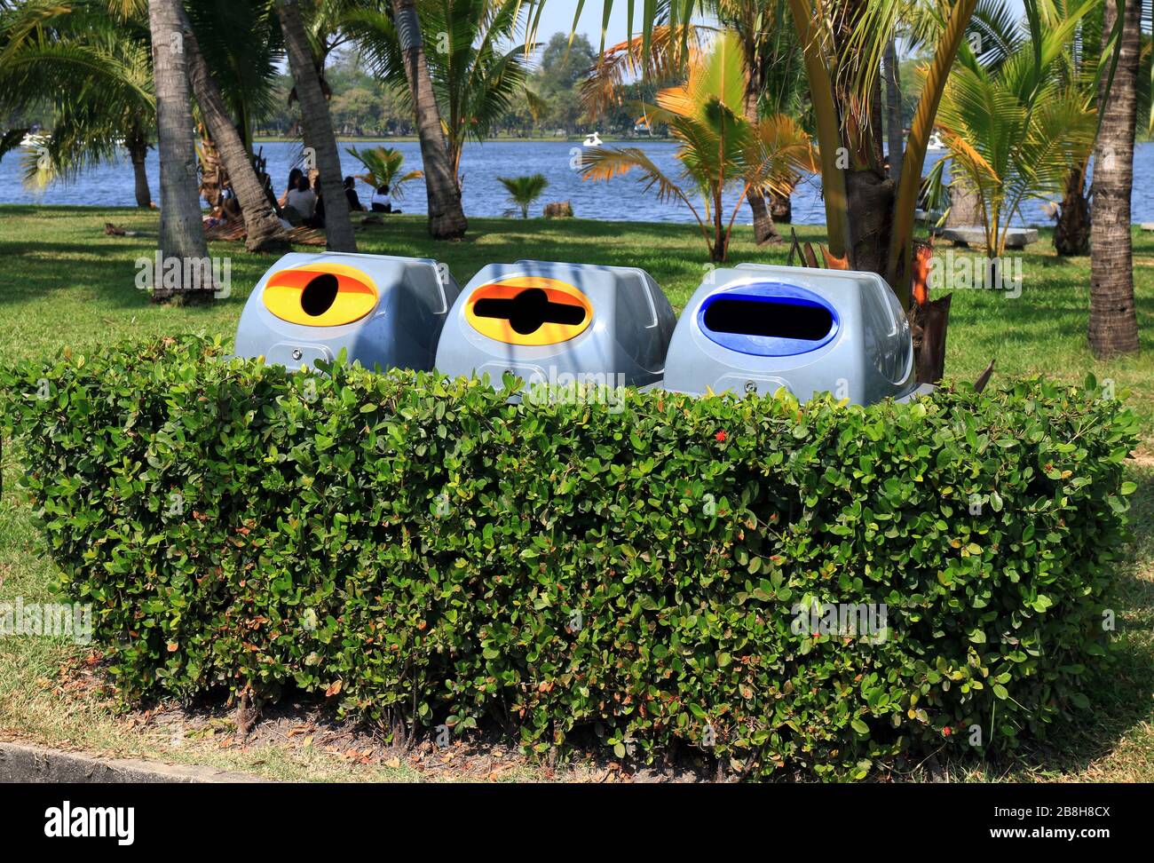 Bin, garbage bin plastic, Plastic waste bin 3 types of waste for ...