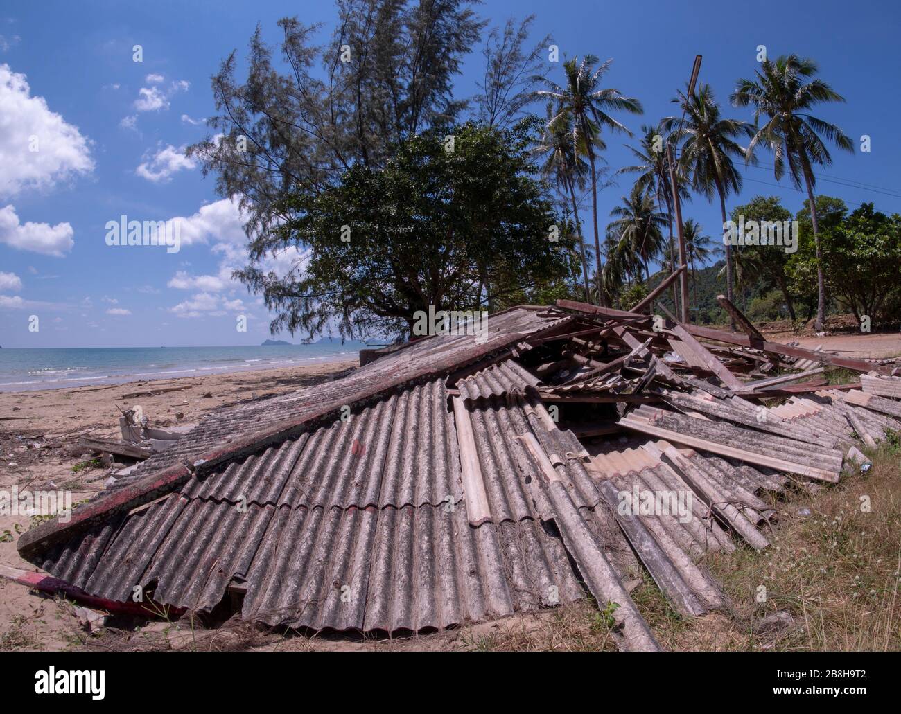 Boardwalk damage hi-res stock photography and images - Alamy