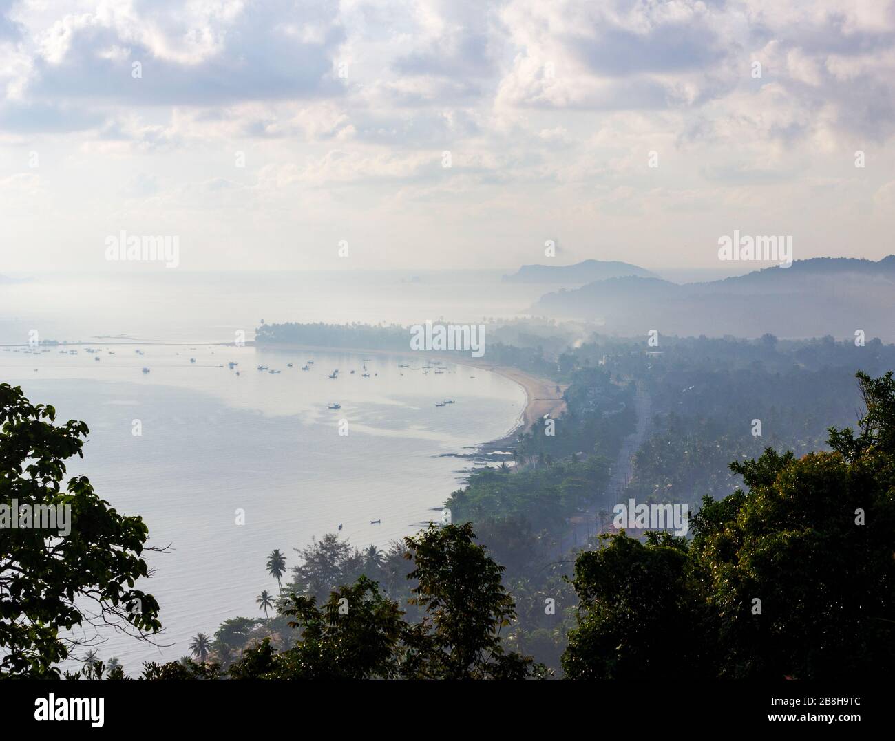 Shallow fishing hi-res stock photography and images - Alamy