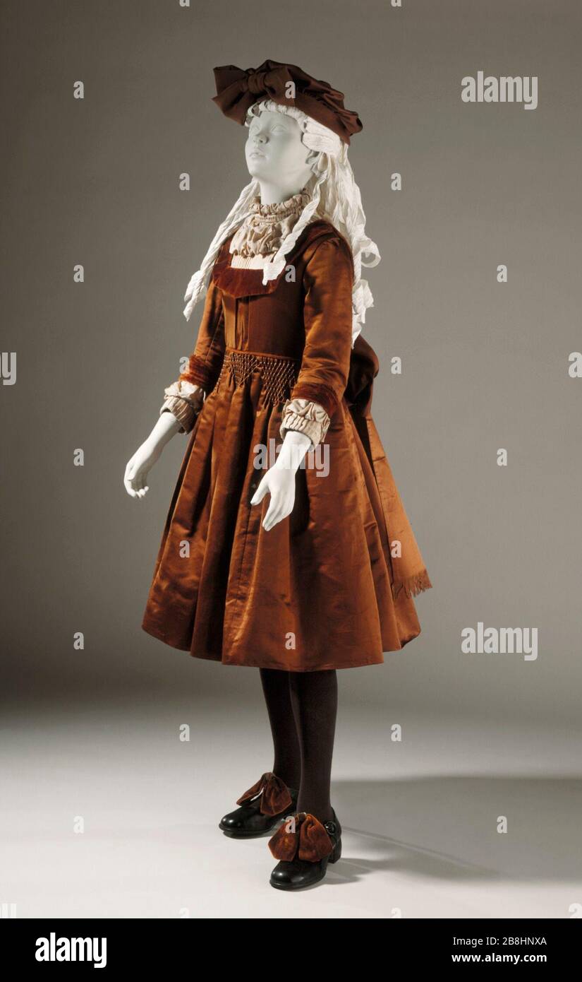 1890 costumes hi-res stock photography and images - Alamy