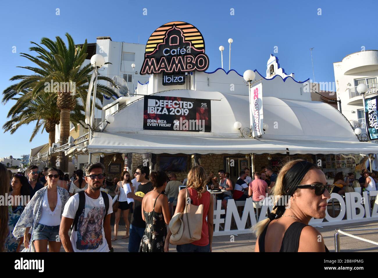 Cafe mambo hi-res stock photography and images - Alamy
