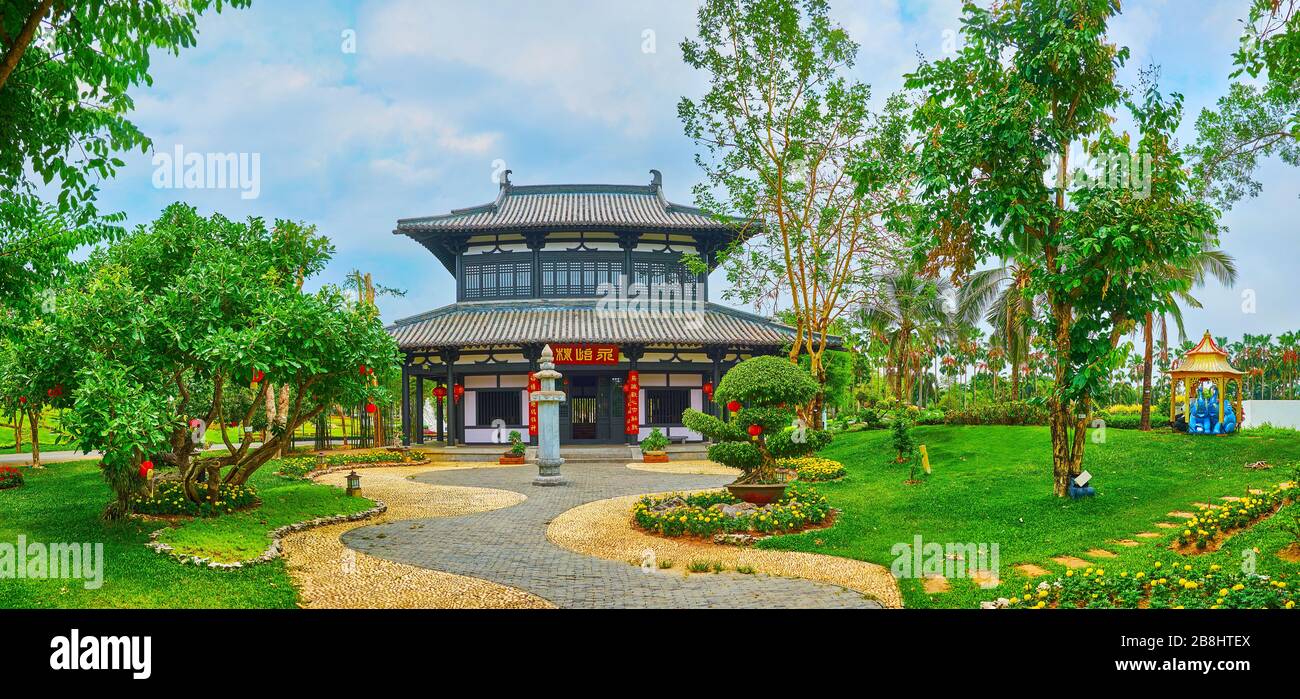 CHIANG MAI, THAILAND - MAY 7, 2019: Panorama of China pavilion and ...