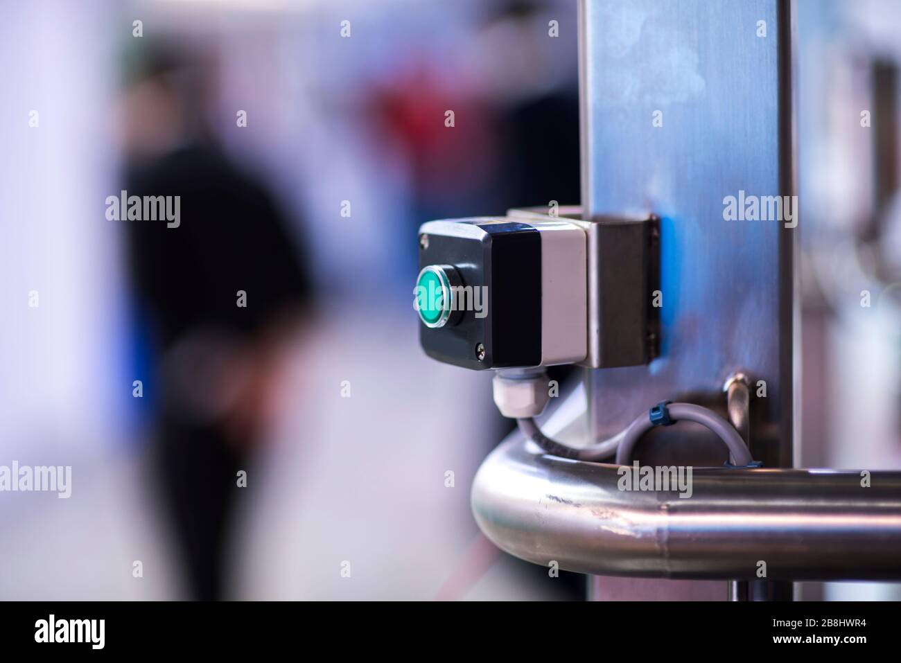 Big red emergency stop button hi-res stock photography and images - Alamy