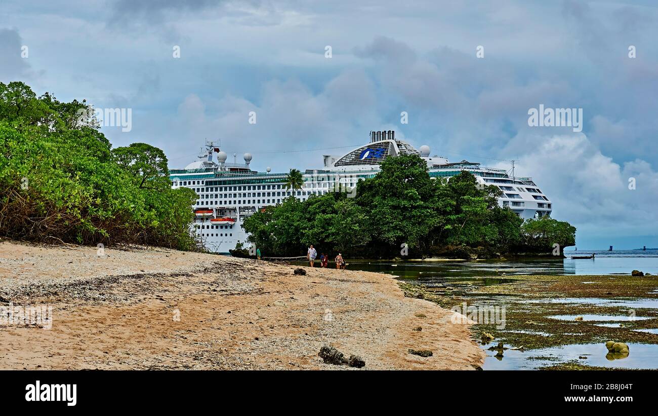 Cruise Ship Dwarfing Kiriwina Island PNG Kiriwina Island PNG Papua New ...