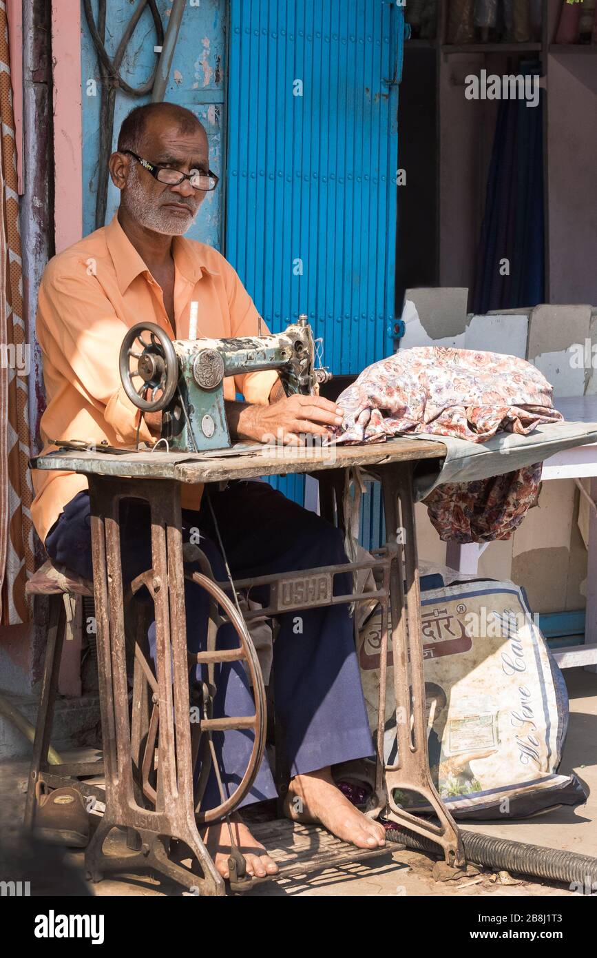 Tailor india hi-res stock photography and images - Alamy