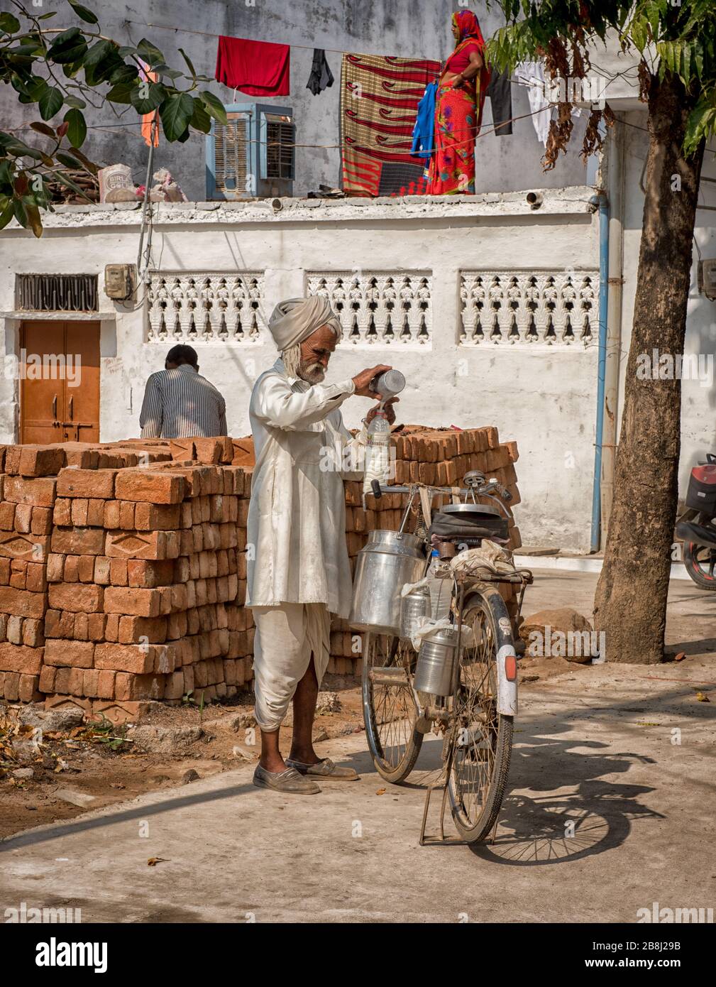 Milkman hi-res stock photography and images - Alamy