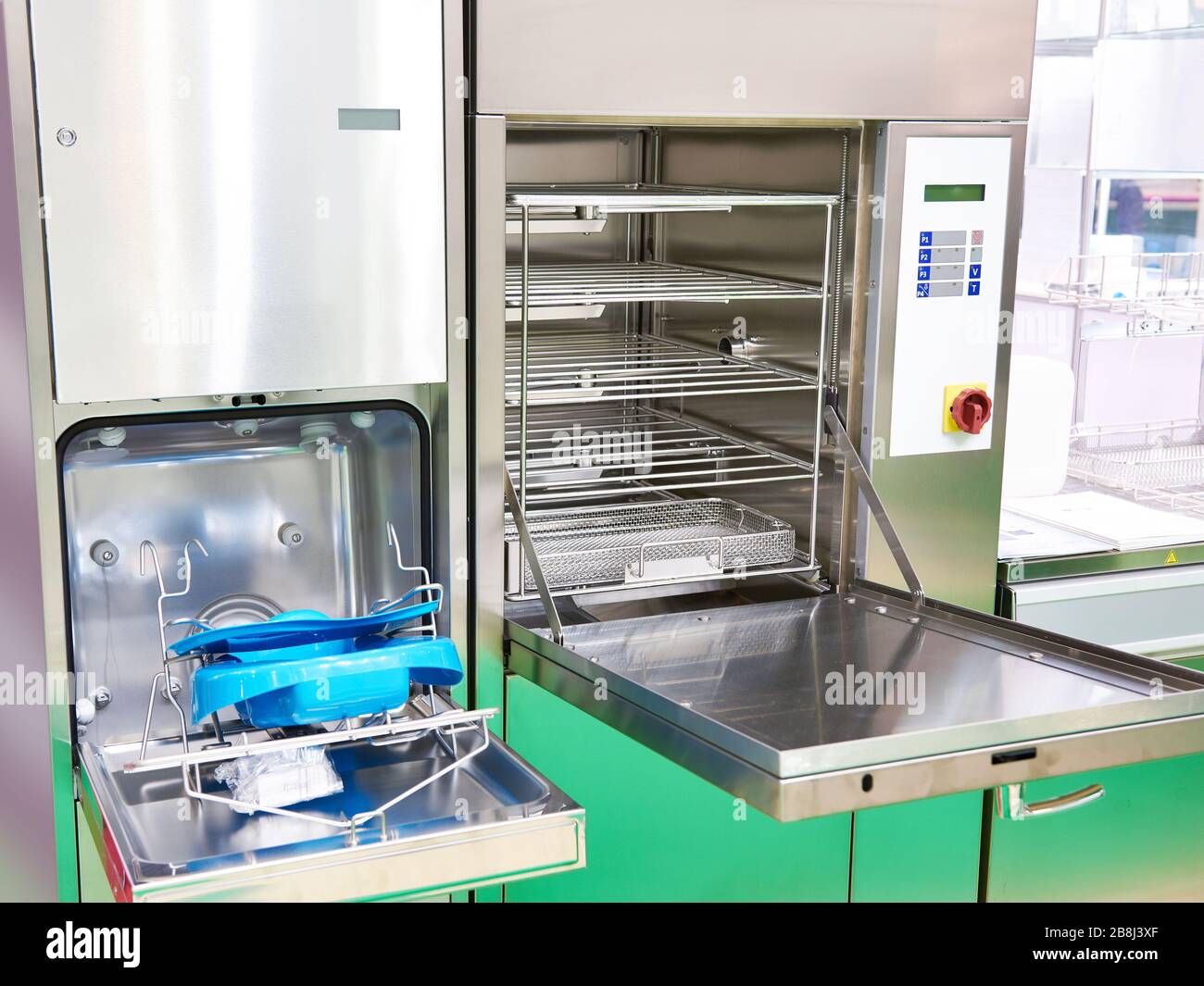 Medical machine hi-res stock photography and images - Alamy