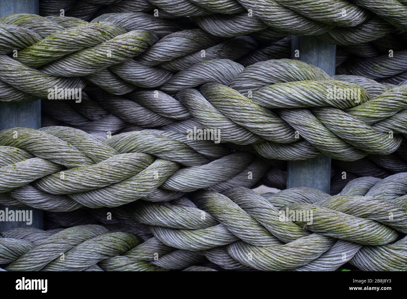 String knots hi-res stock photography and images - Alamy