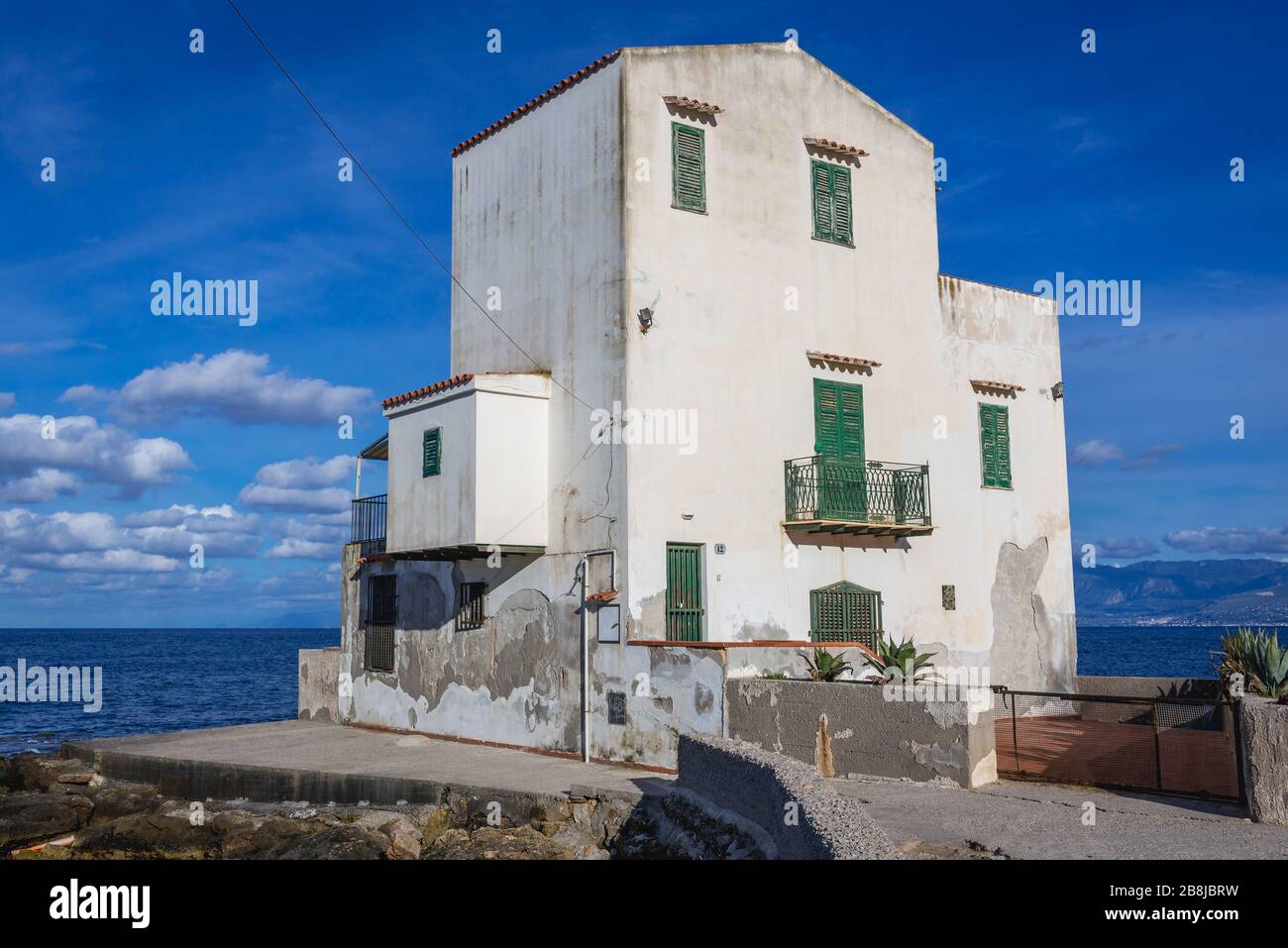 Santa elia hi-res stock photography and images - Alamy