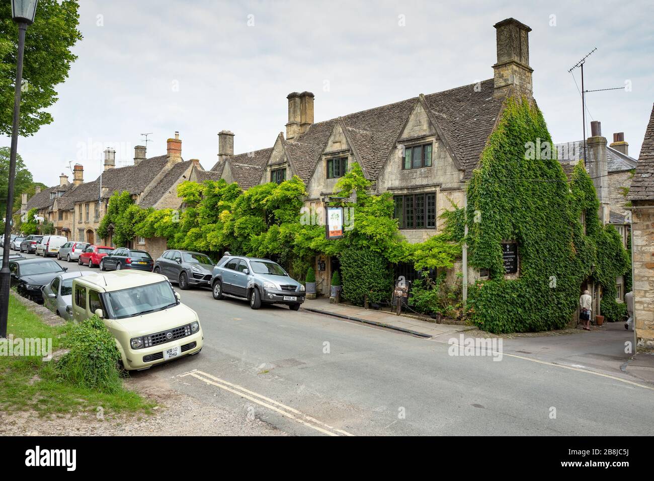 The Bay Tree Hotel Burford Oxfordshire Stock Photo - Alamy