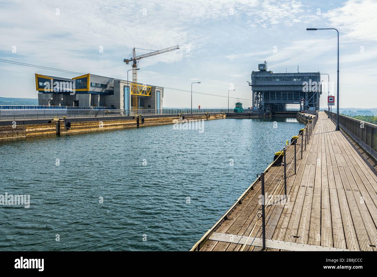 A boat lift on a canal Stock Photo - Alamy