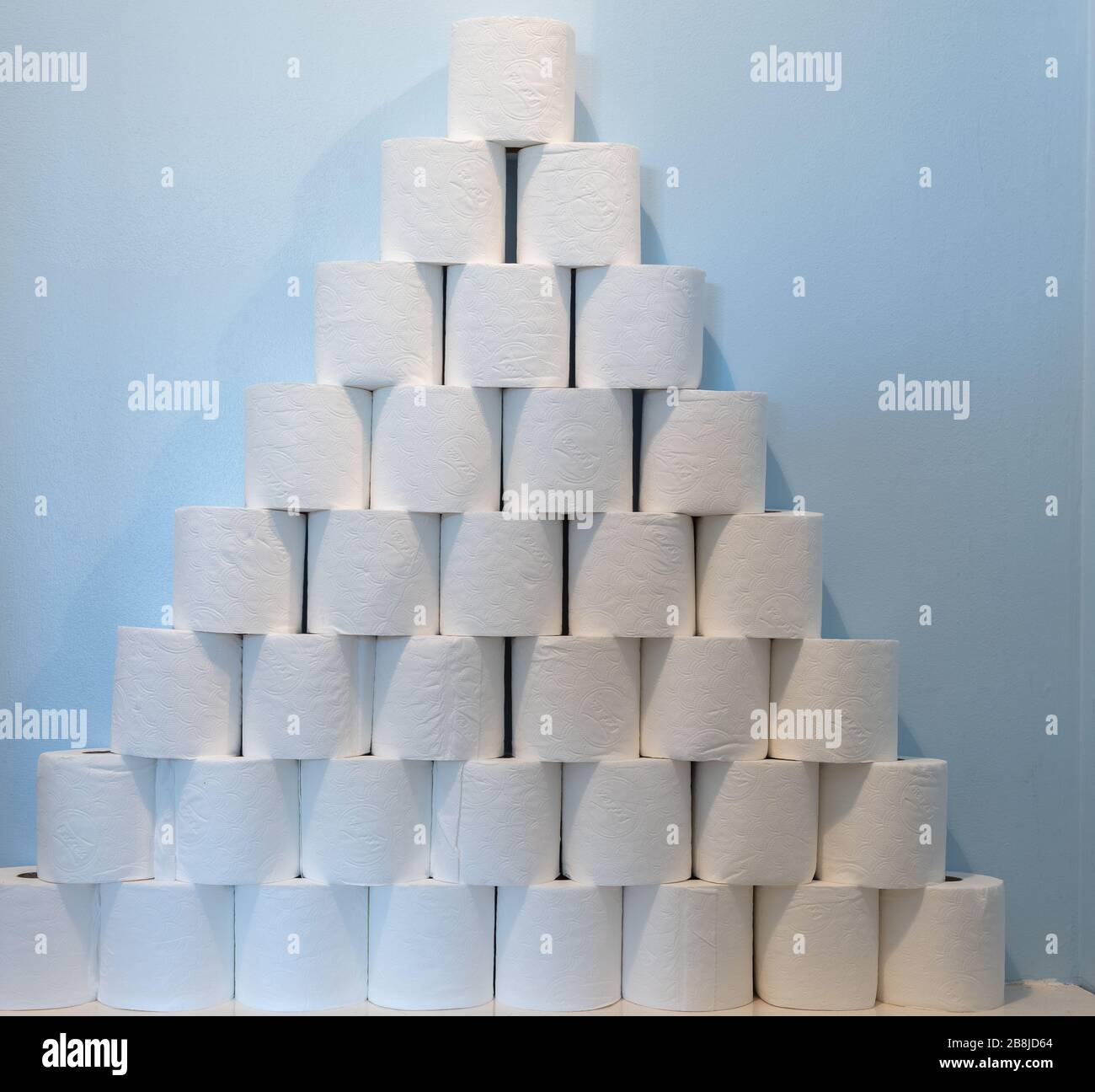 Stacked toilet tissue hi-res stock photography and images - Alamy