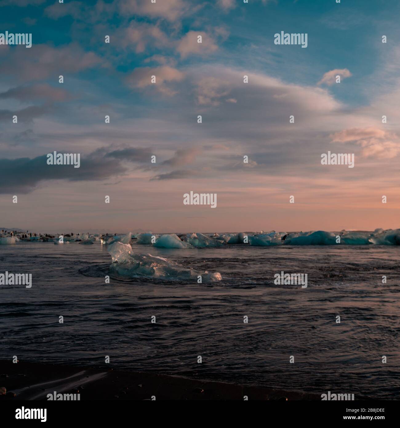 Beach filmmaking hi-res stock photography and images - Alamy