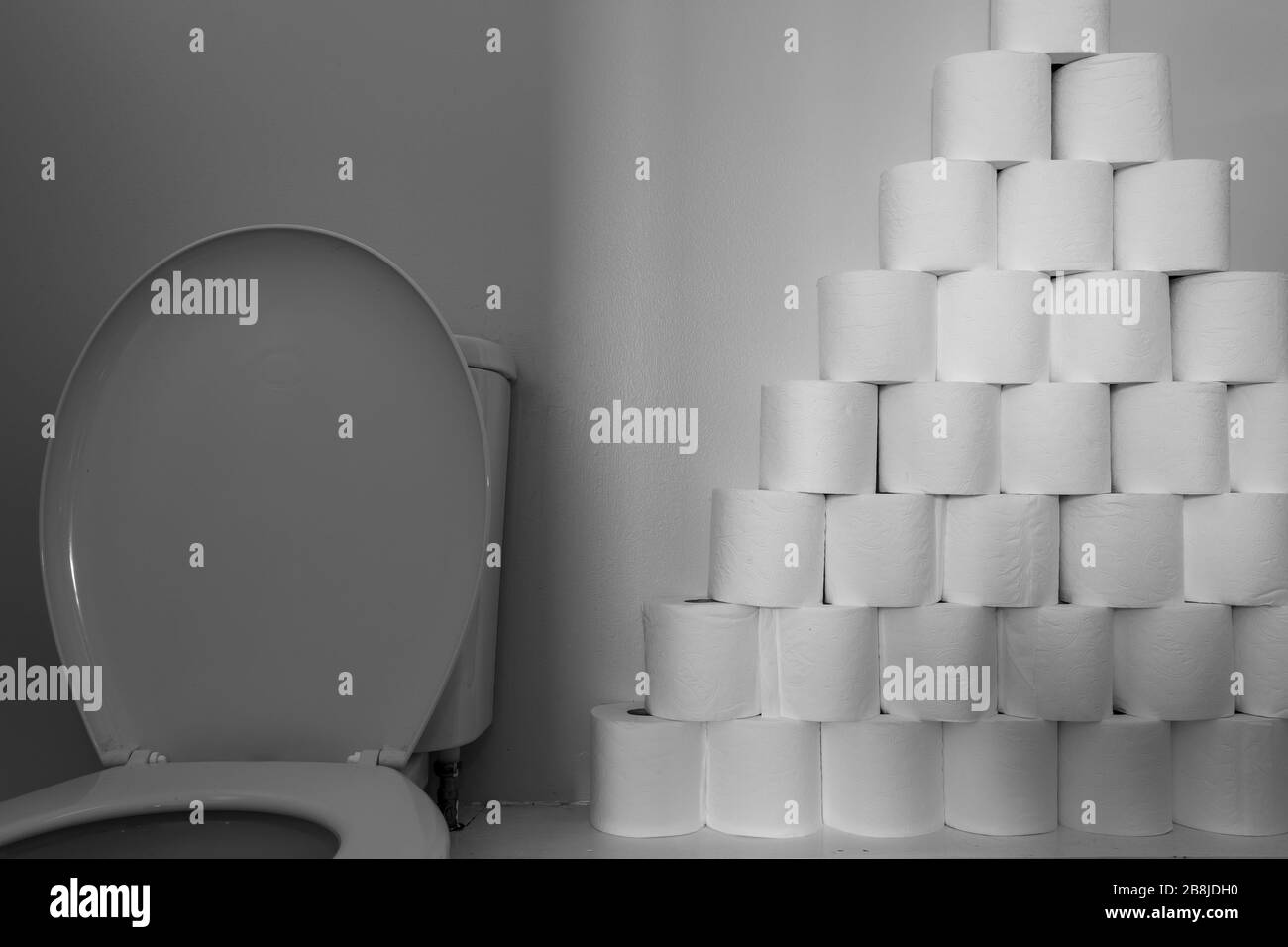 Pyramid of toilet paper Black and White Stock Photos & Images - Alamy