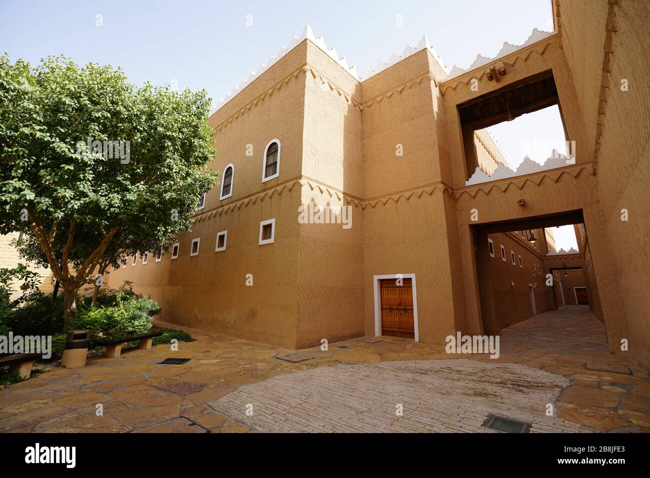 Palace saudi arabia hi-res stock photography and images - Alamy
