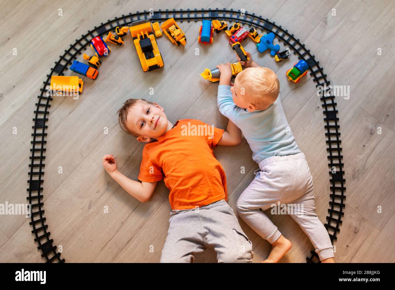 Happy train with children drawing hi-res stock photography and images ...