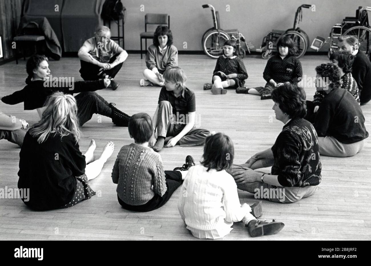 Common Ground theatre with disabled schoolchildren at Clarendon College ...
