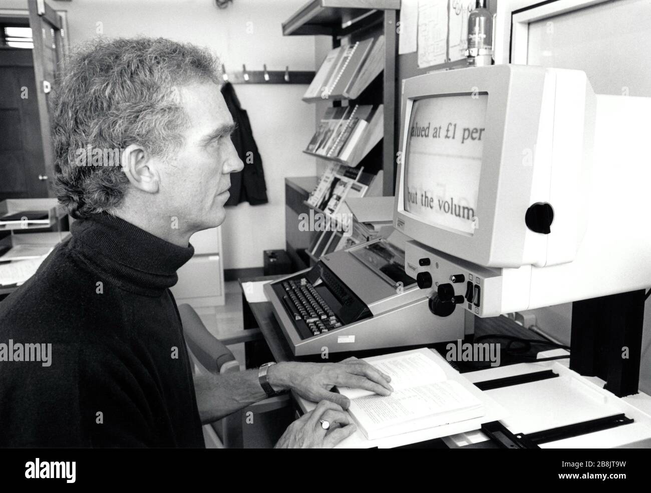 Visually impaired computer screen hi-res stock photography and images ...