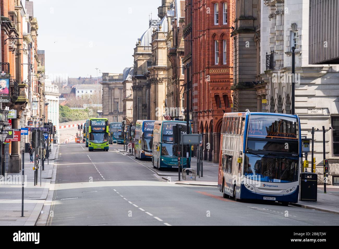 Back streets of liverpool hi-res stock photography and images - Alamy