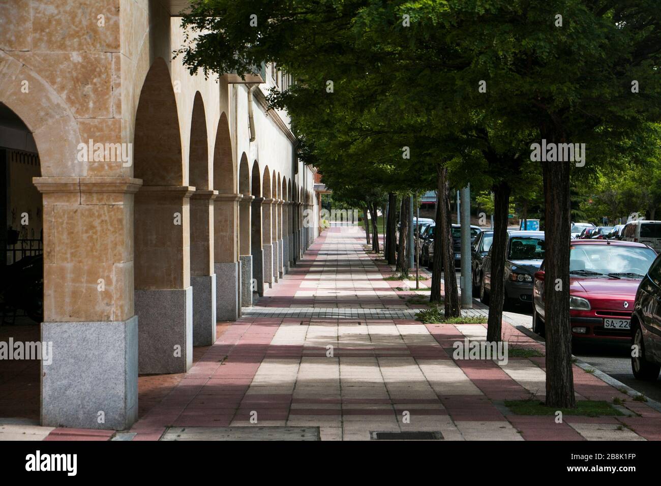 European arch hi-res stock photography and images - Alamy