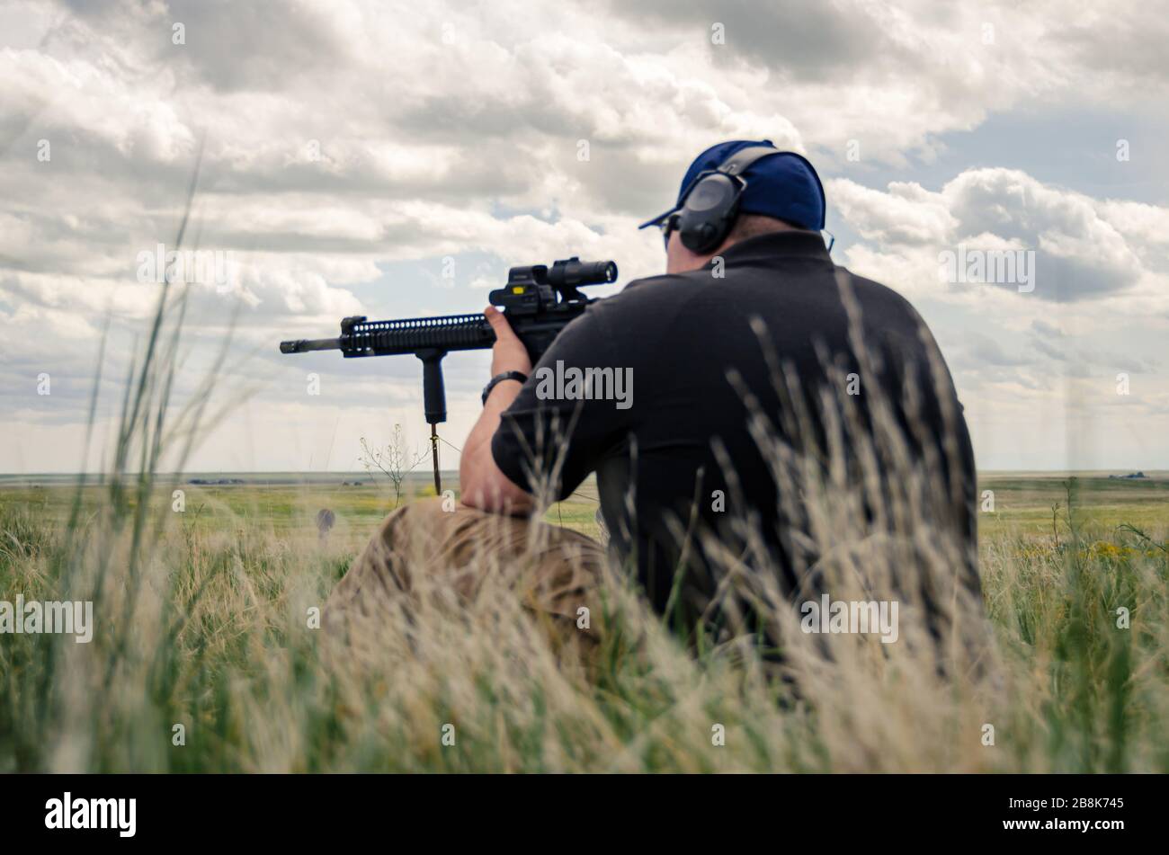 Sniper position hi-res stock photography and images - Alamy
