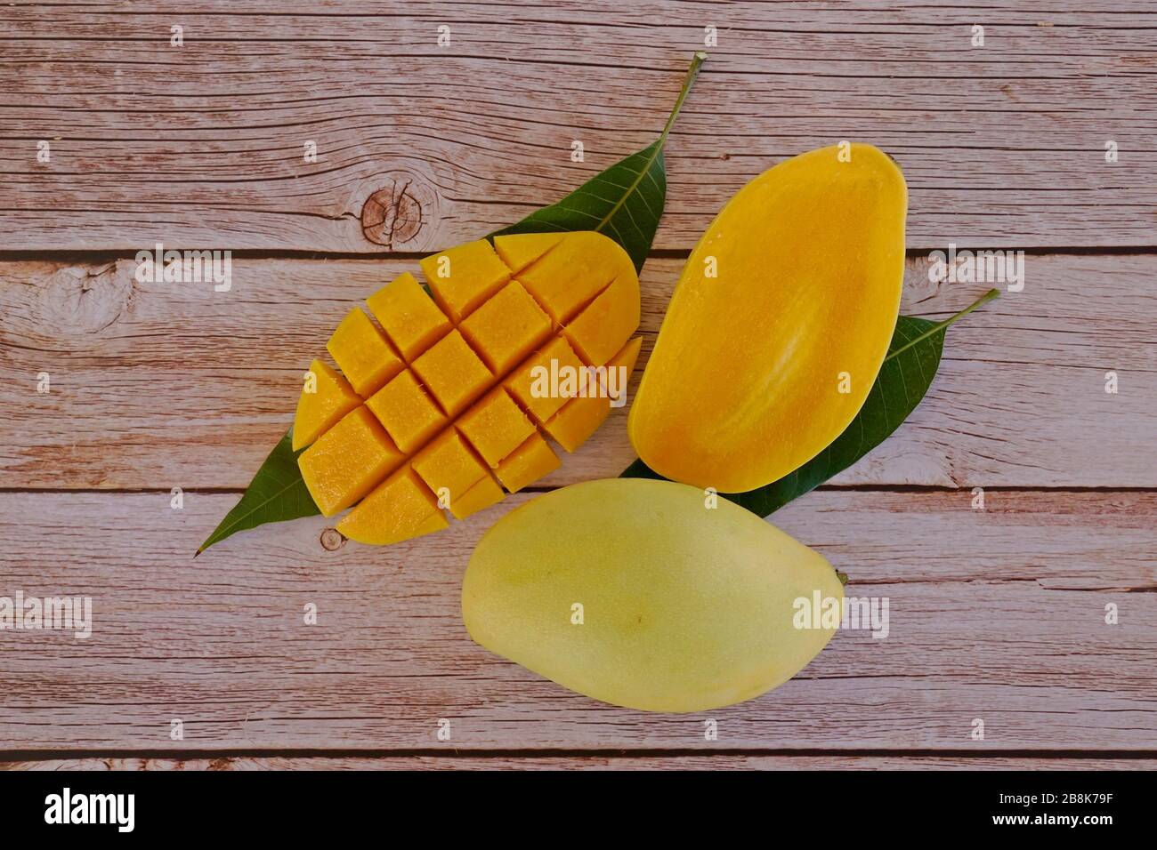 Mango fruits hi-res stock photography and images - Alamy