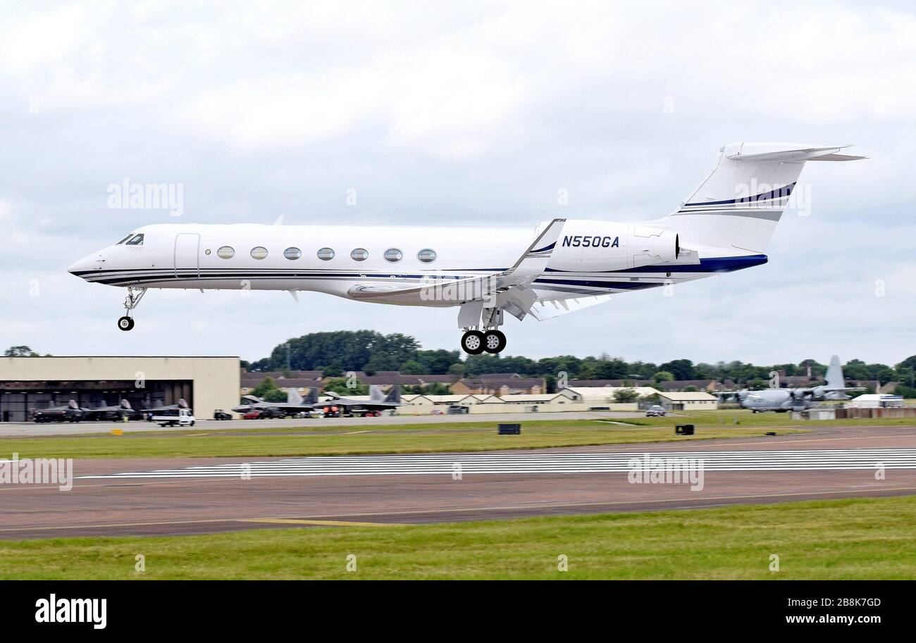 Gulfstream g550 private jet hi-res stock photography and images - Alamy