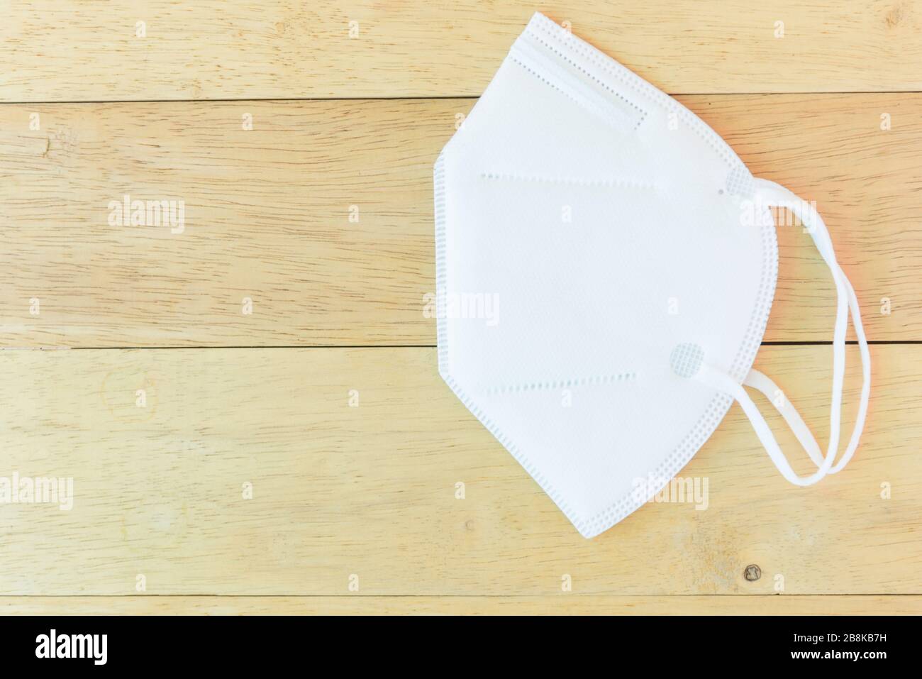 Nurse kn95 mask hi-res stock photography and images - Alamy