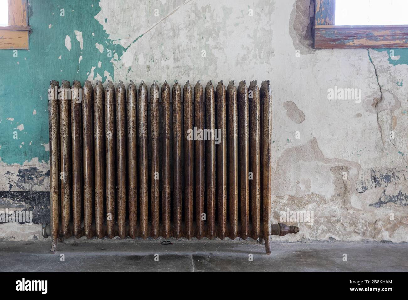 Worn out unit hi-res stock photography and images - Alamy
