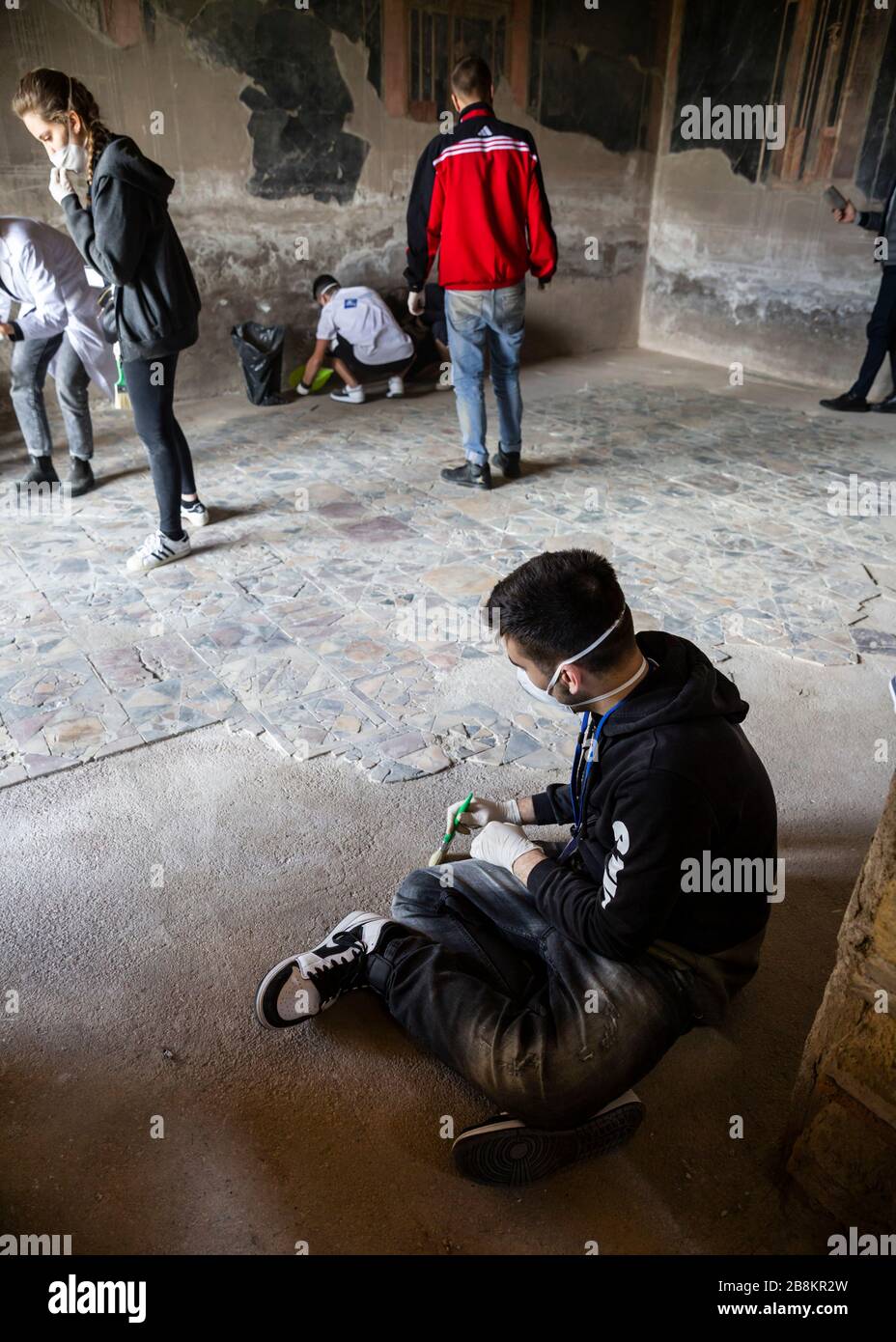 Ancient roman student hi-res stock photography and images - Alamy