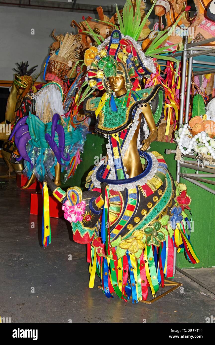 Rio carnival costume mannequin hi-res stock photography and images - Alamy