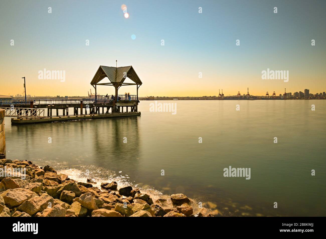 White rock pier hi-res stock photography and images - Alamy