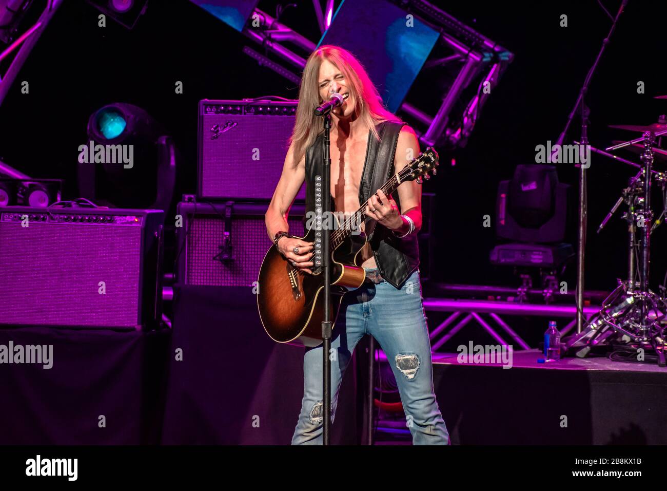 Orlando, Florida. March 11, 2020. Derek Sharp singing with Canadian The ...