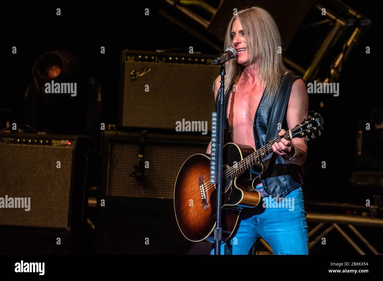 Orlando, Florida. March 11, 2020. Derek Sharp singing with Canadian The ...