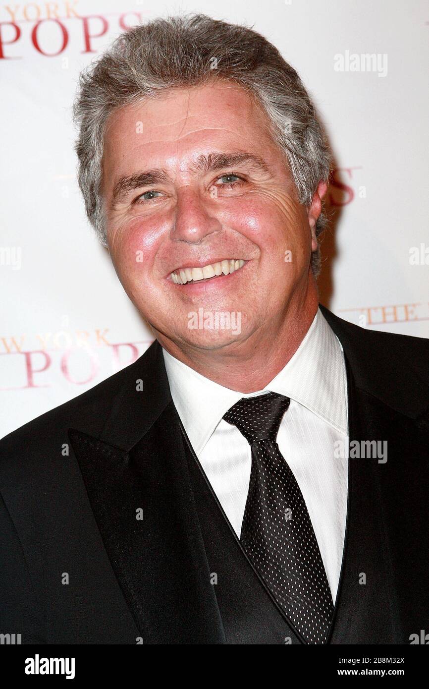 New York, NY, USA. 3 May, 2010. Steve Tyrell at the New York Pops 27th ...