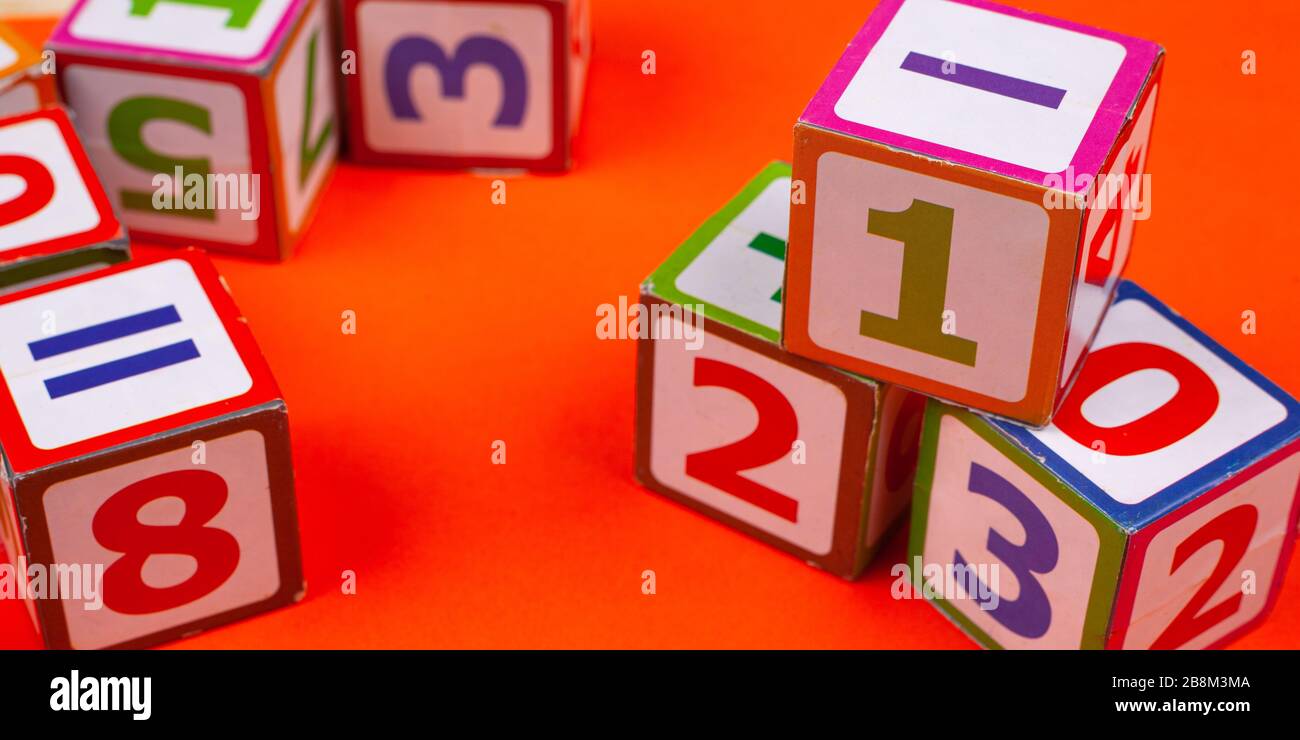 Number cube school hi-res stock photography and images - Alamy