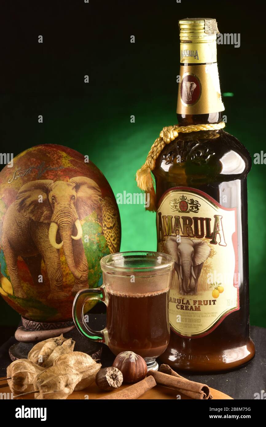 African drink hi-res stock photography and images - Alamy