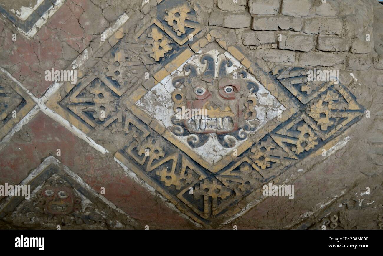 Decorative reliefs in the Huaca de la Luna, Moche civilization ...