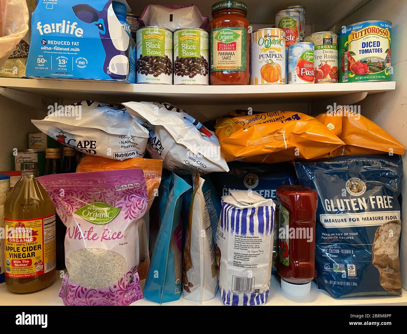 Pantry jar hi-res stock photography and images - Alamy