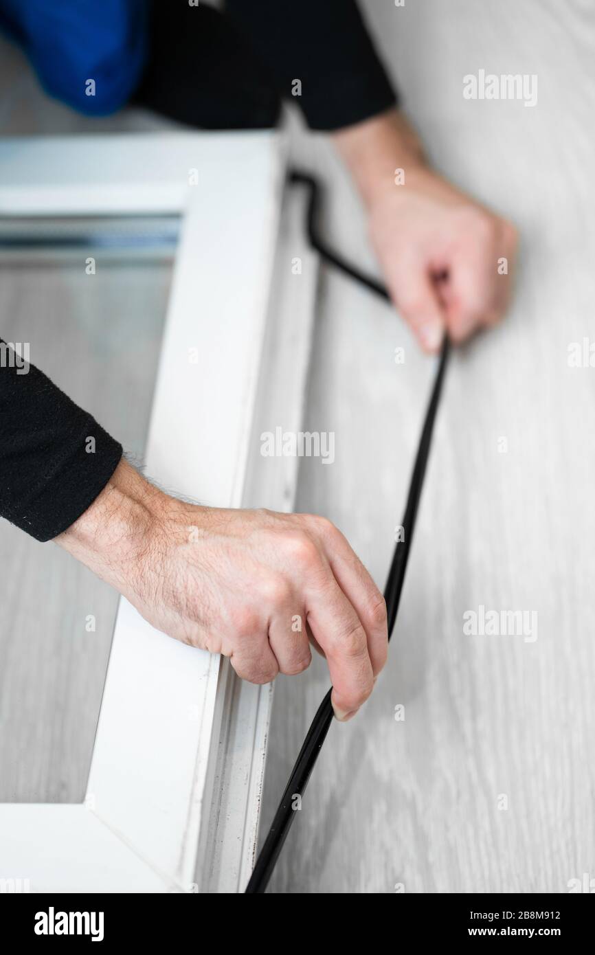 Professional master at repair and installation of windows, changes ...