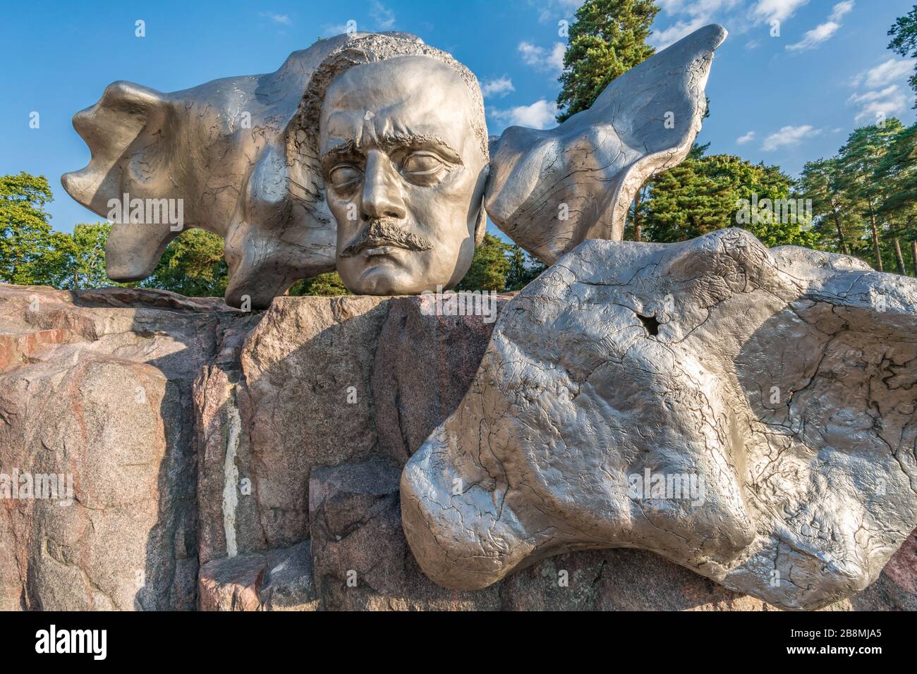 Outdoor Steel Sculpture High Resolution Stock Photography and Images - Alamy