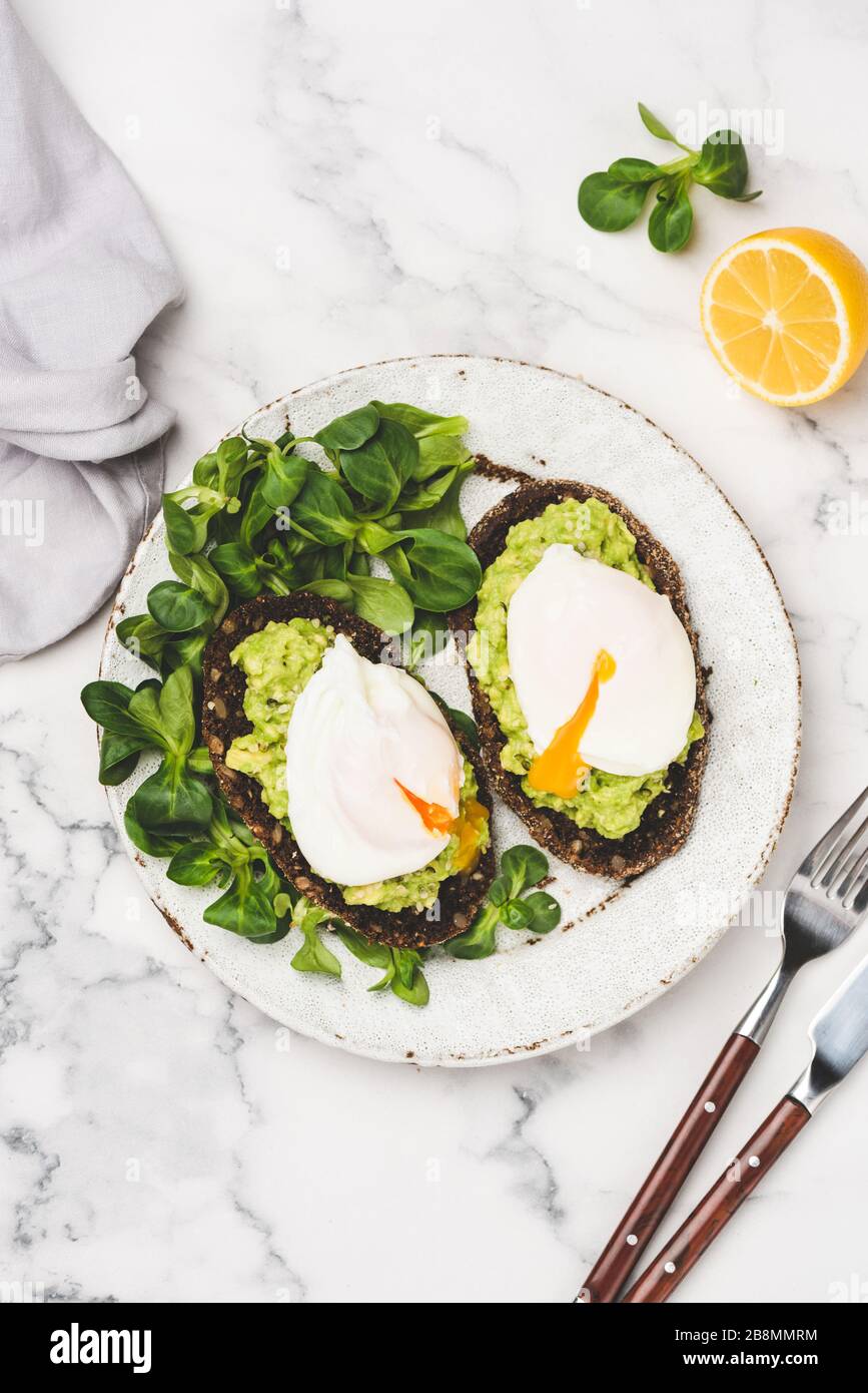 Marble rye bread hi-res stock photography and images - Alamy