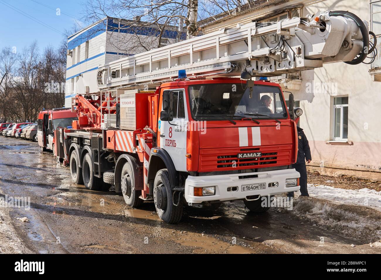 Fire truck turntable ladder hi-res stock photography and images - Alamy
