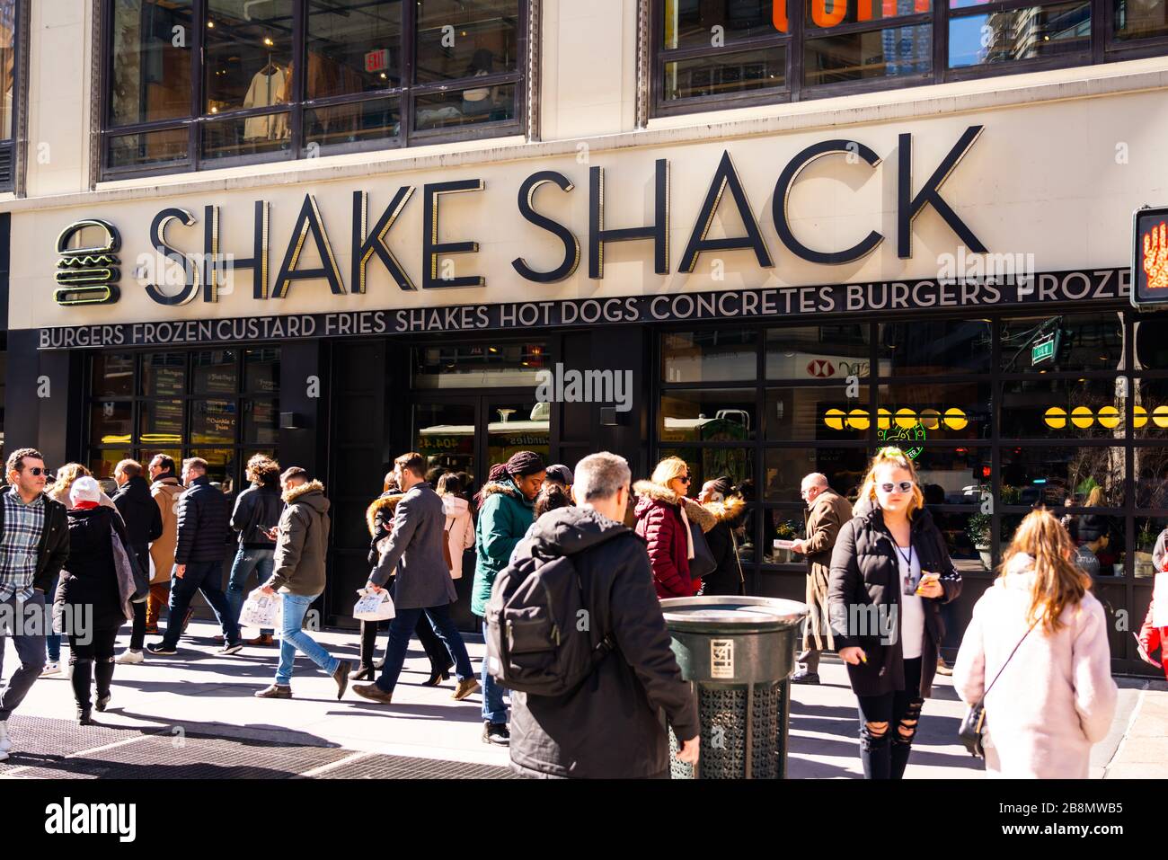 Shake shack logo hi-res stock photography and images - Alamy