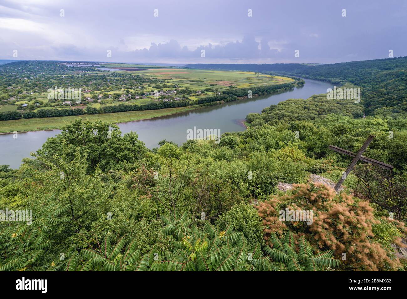 Ukraine village river hi-res stock photography and images - Alamy