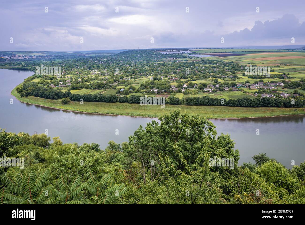 Ukraine village river hi-res stock photography and images - Alamy