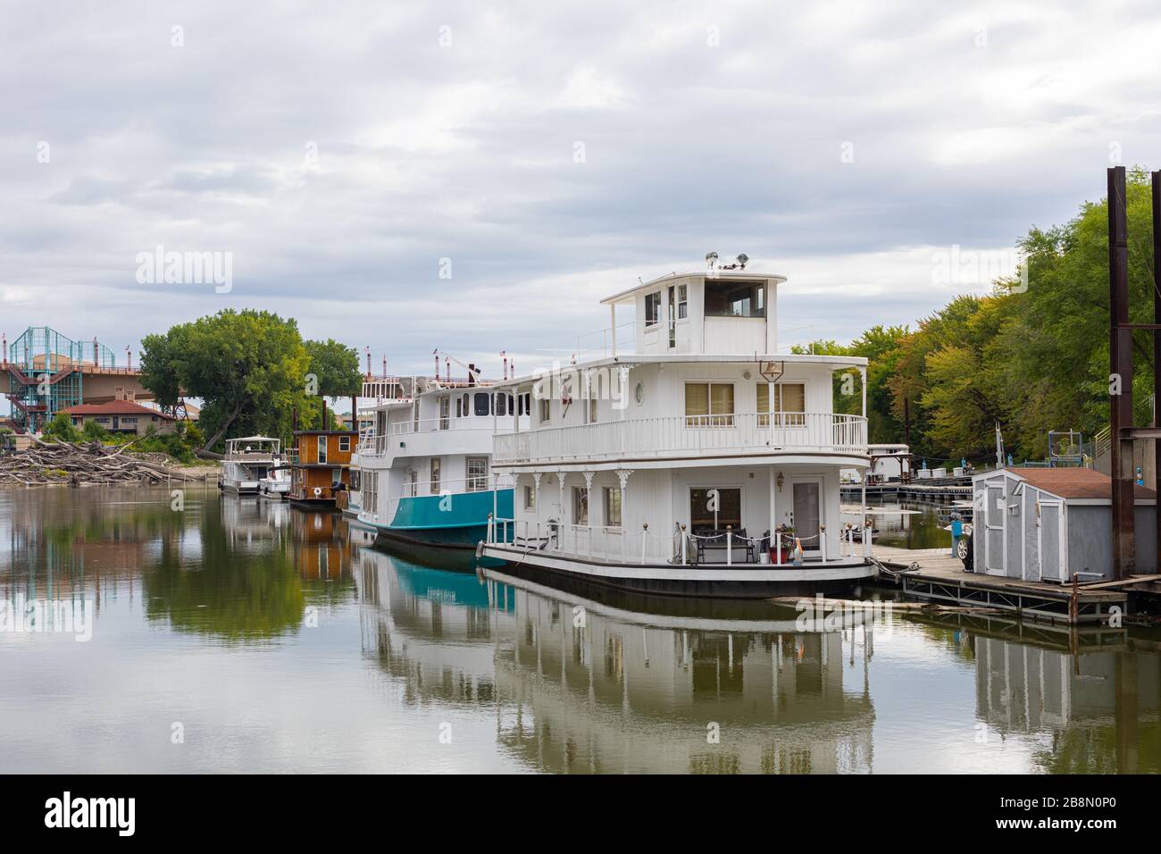River boats in the Mississippi River, at Saint Paul, Minnesota, USA ...