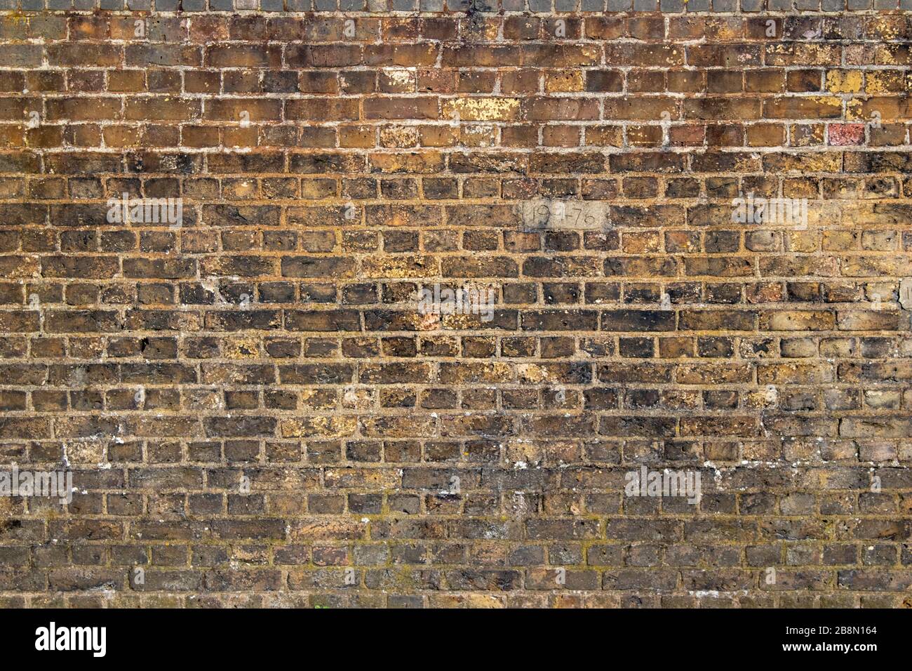 Brick colour hi-res stock photography and images - Alamy